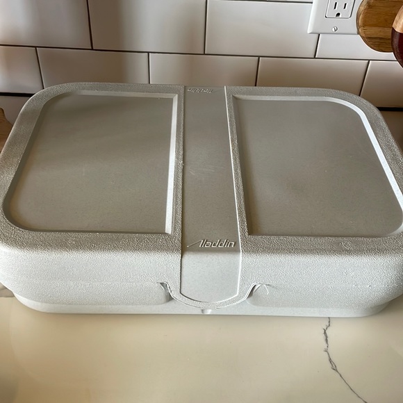aladdin | Kitchen | Aladdin Tempreserve Casserole Carrier Keeps Food ...